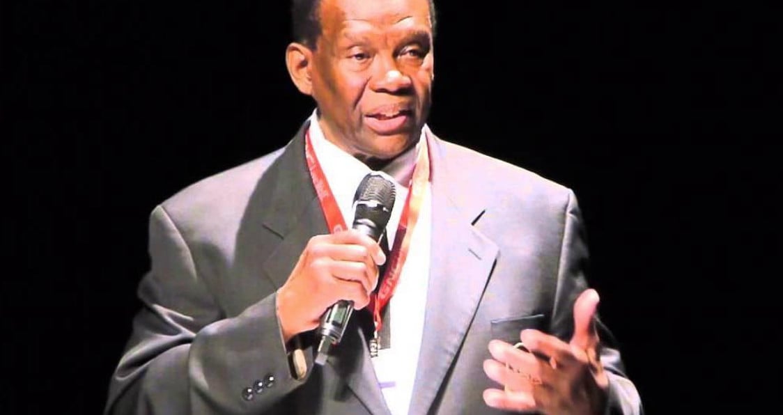 Bodybuilding Judge & Pioneer Winston Roberts Has Passed Away