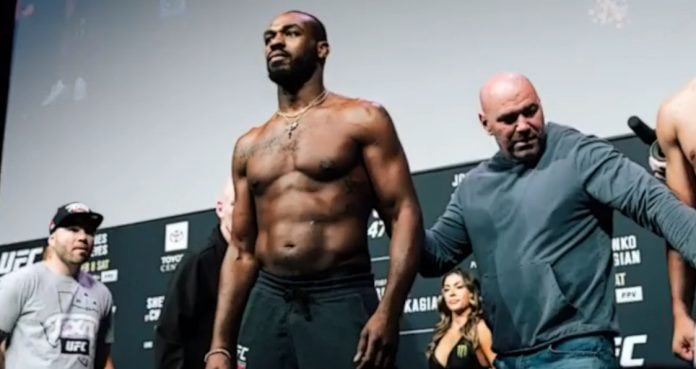 The Spectator's Guide to Jon Jones' Physique - Generation Iron Fitness ...