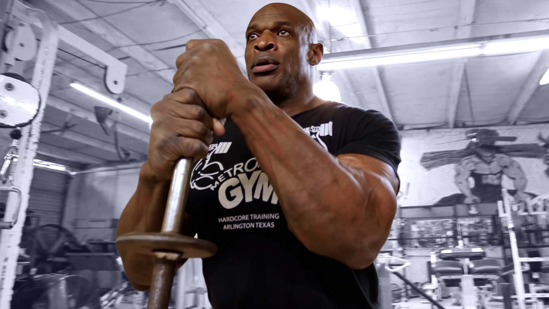Ronnie Coleman Returns to the Gym After Battling Sepsis